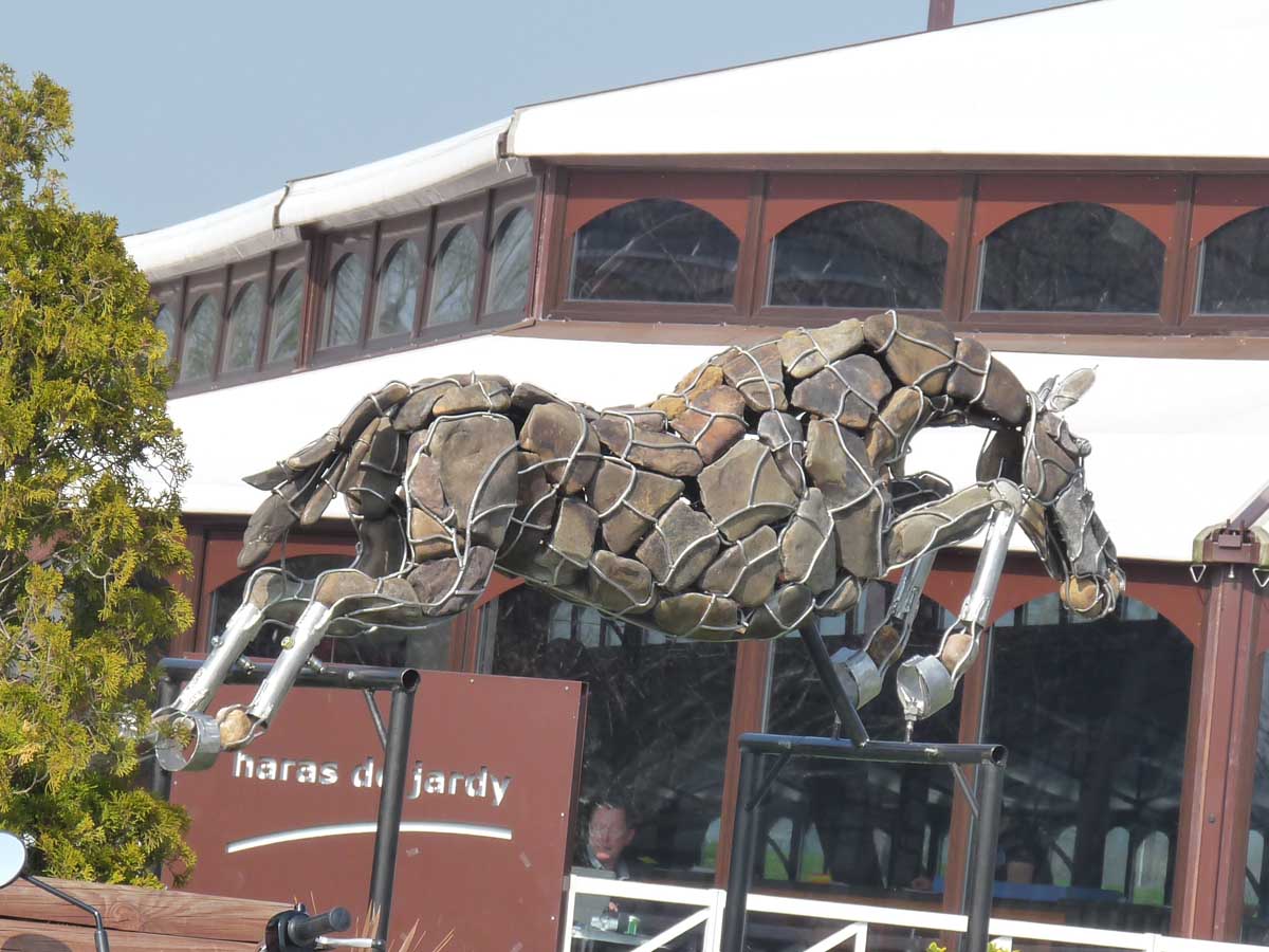 Exposition au Haras de Jardy, organisé par Mr Pierre Durand :: Gilles ...